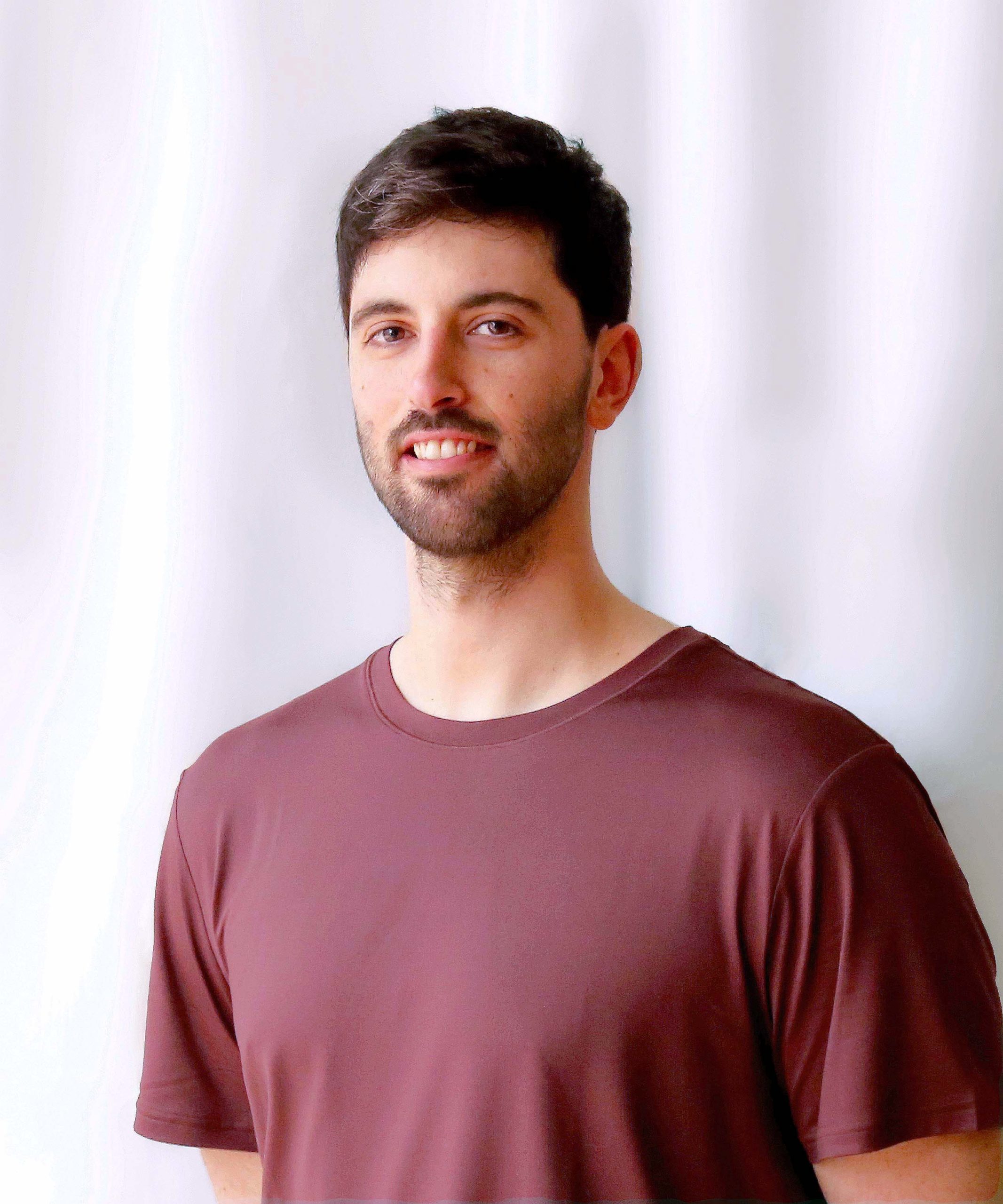 Geva — Yyoga Brussels Yoga Teacher